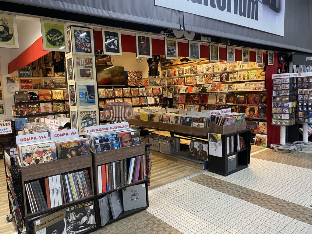 Découvrez le lifting du cinquantenaire de Cora Rocourt - Olivier Dauvers