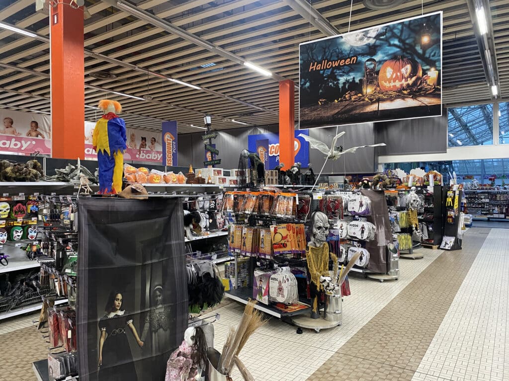 Découvrez le lifting du cinquantenaire de Cora Rocourt - Olivier Dauvers