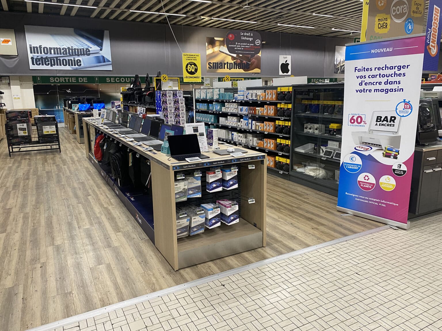 Découvrez le lifting du cinquantenaire de Cora Rocourt - Olivier Dauvers