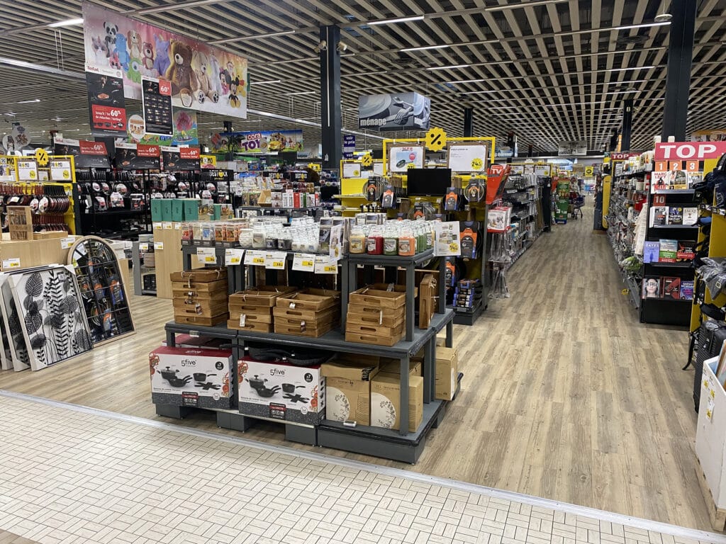 Découvrez le lifting du cinquantenaire de Cora Rocourt - Olivier Dauvers