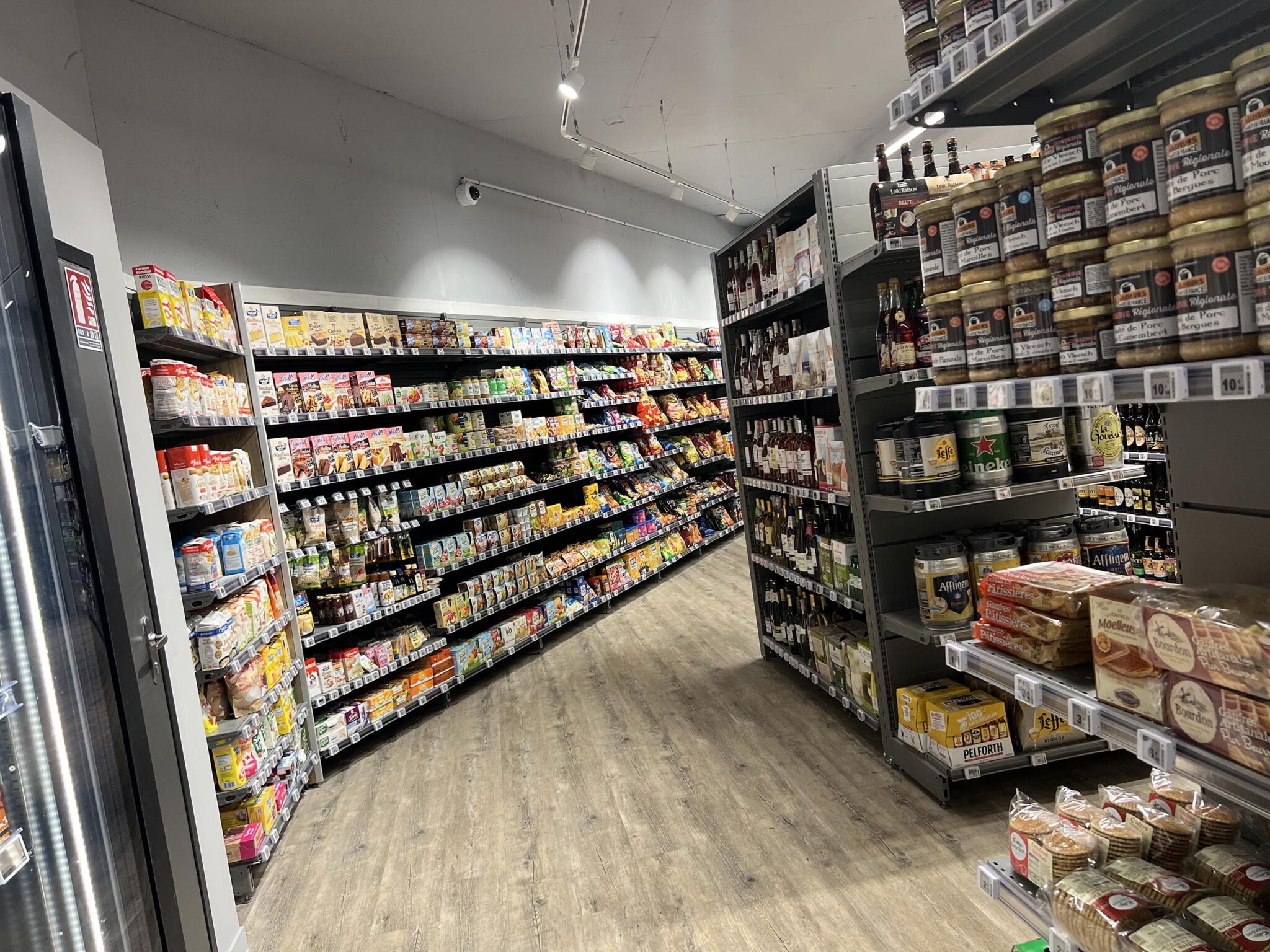 Proximité : découvrez un nouveau mini Leclerc à Valenciennes - Olivier ...