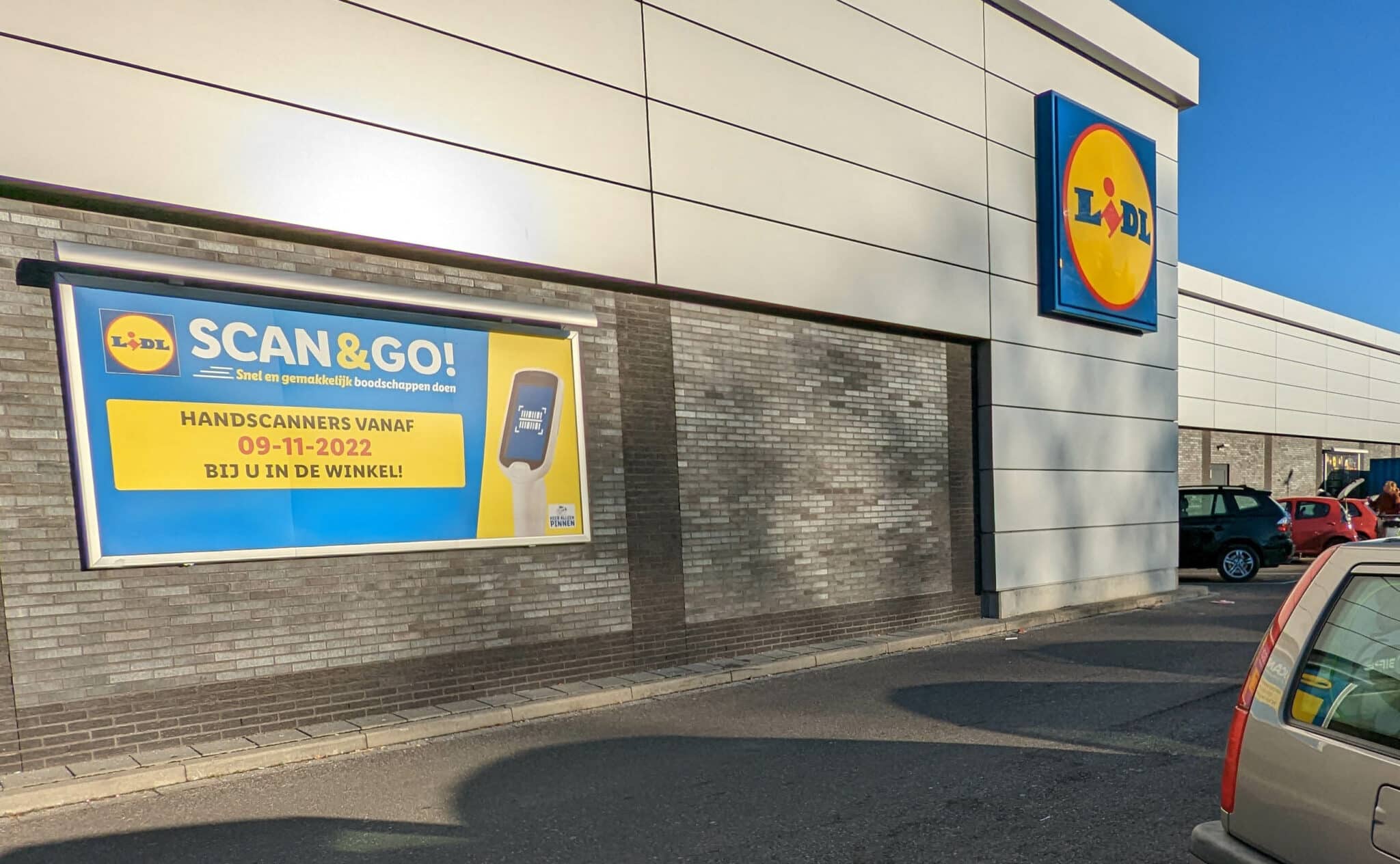 Encaissement : après le self-checkout, Lidl teste le self-scanning ...