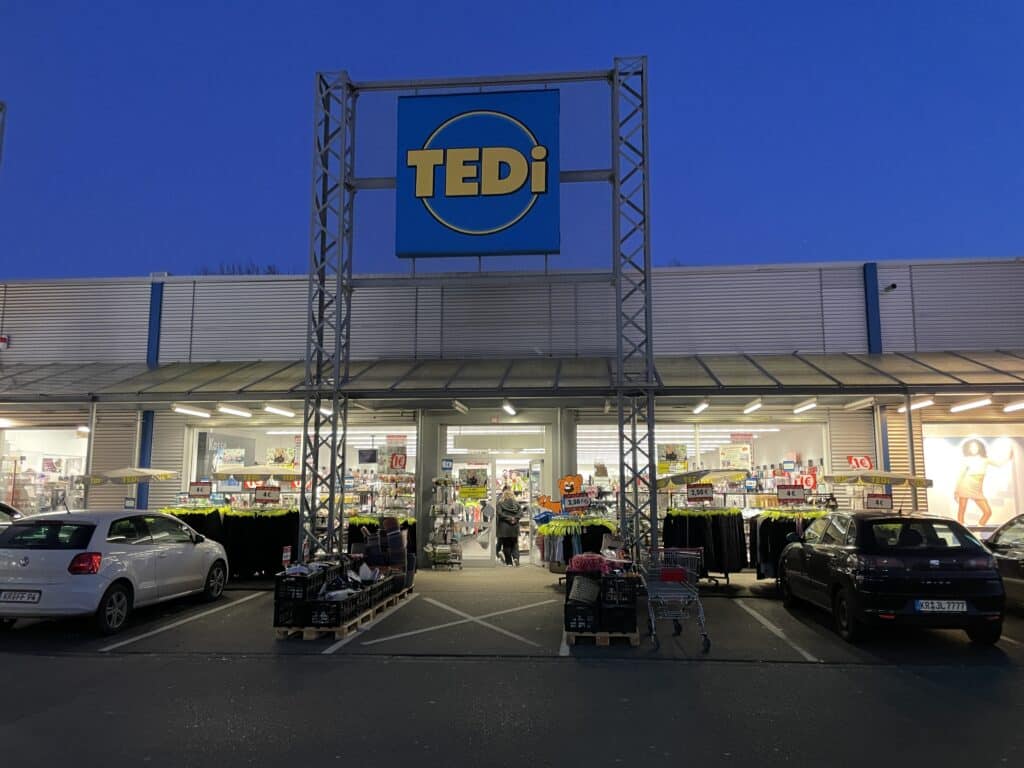Découvrez Tedi, le bazar discount allemand attendu sur le marché ...