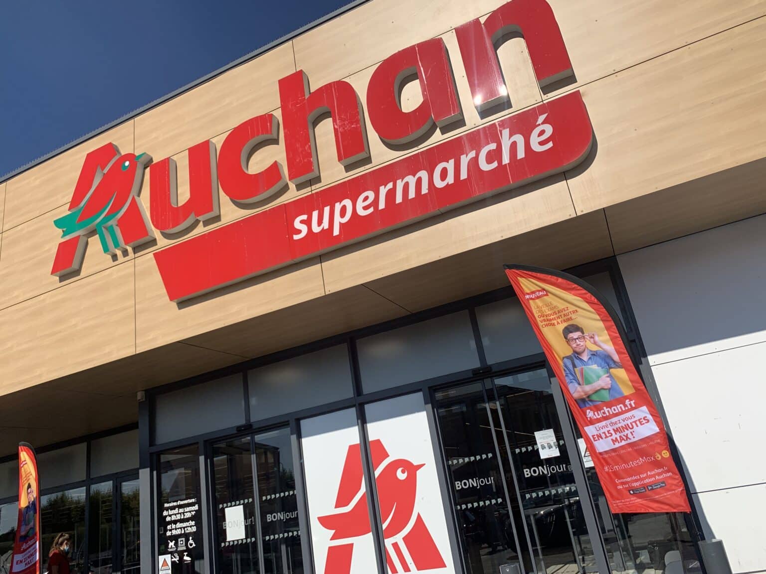 Après la franchise, la vente ! Auchan met 91 supers sur le marché ...
